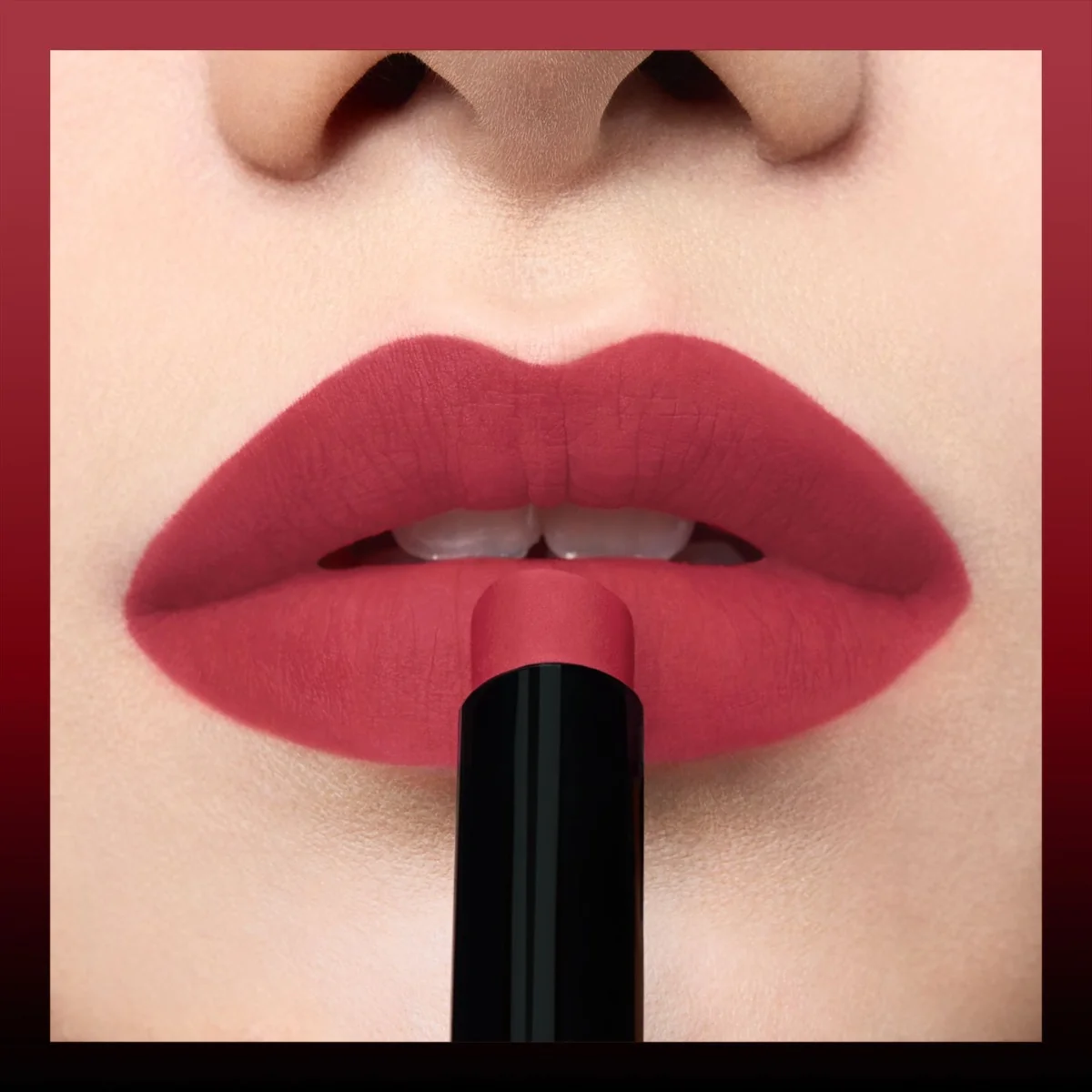 Maybelline Color Sensational Ultimatte 499 rtěnka 2,5 g